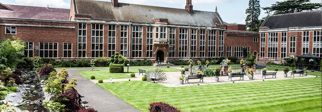 Whitgift School, South Croydon, England | WS, South Croydon - Fees ...