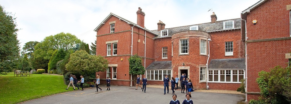 Bishopstrow College, Warminster, England | BC, Warminster - Fees ...